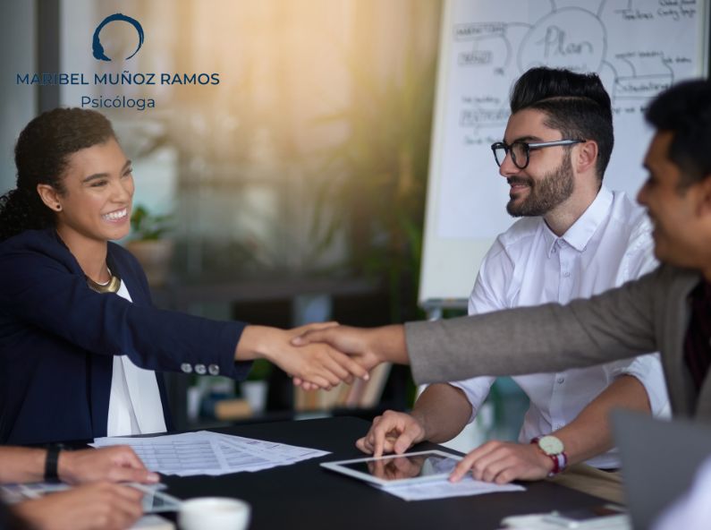 ¿Cómo crear relaciones de trabajo sanas? - Maribel Muñoz Ramos - Psicóloga